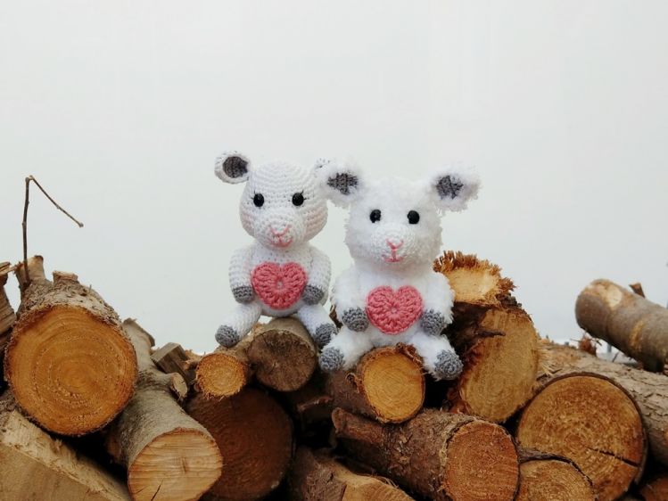 Häkelanleitung Schaf Lamm "Mäh" Glücksbringer - myPatterns.de